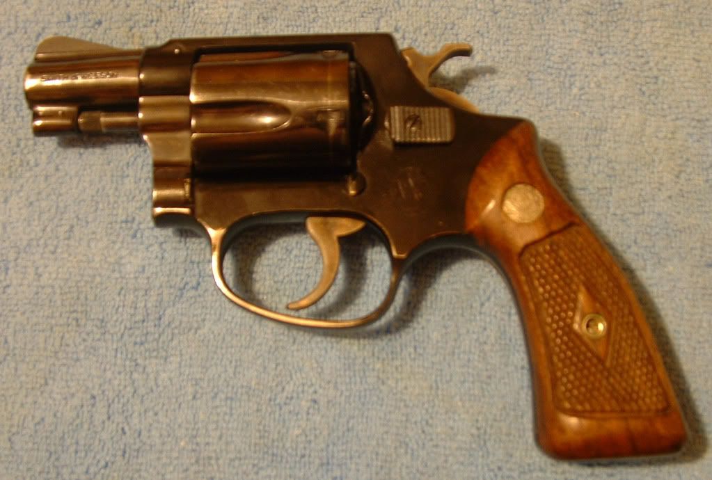 Need help with identification | Smith & Wesson Forum – The Community for S&W Collectors and Shooters